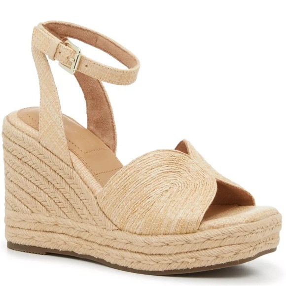 Kelly & Katie | Shoes | Kelly Katie Wesley Tan Espadrille Wedges | Poshmark